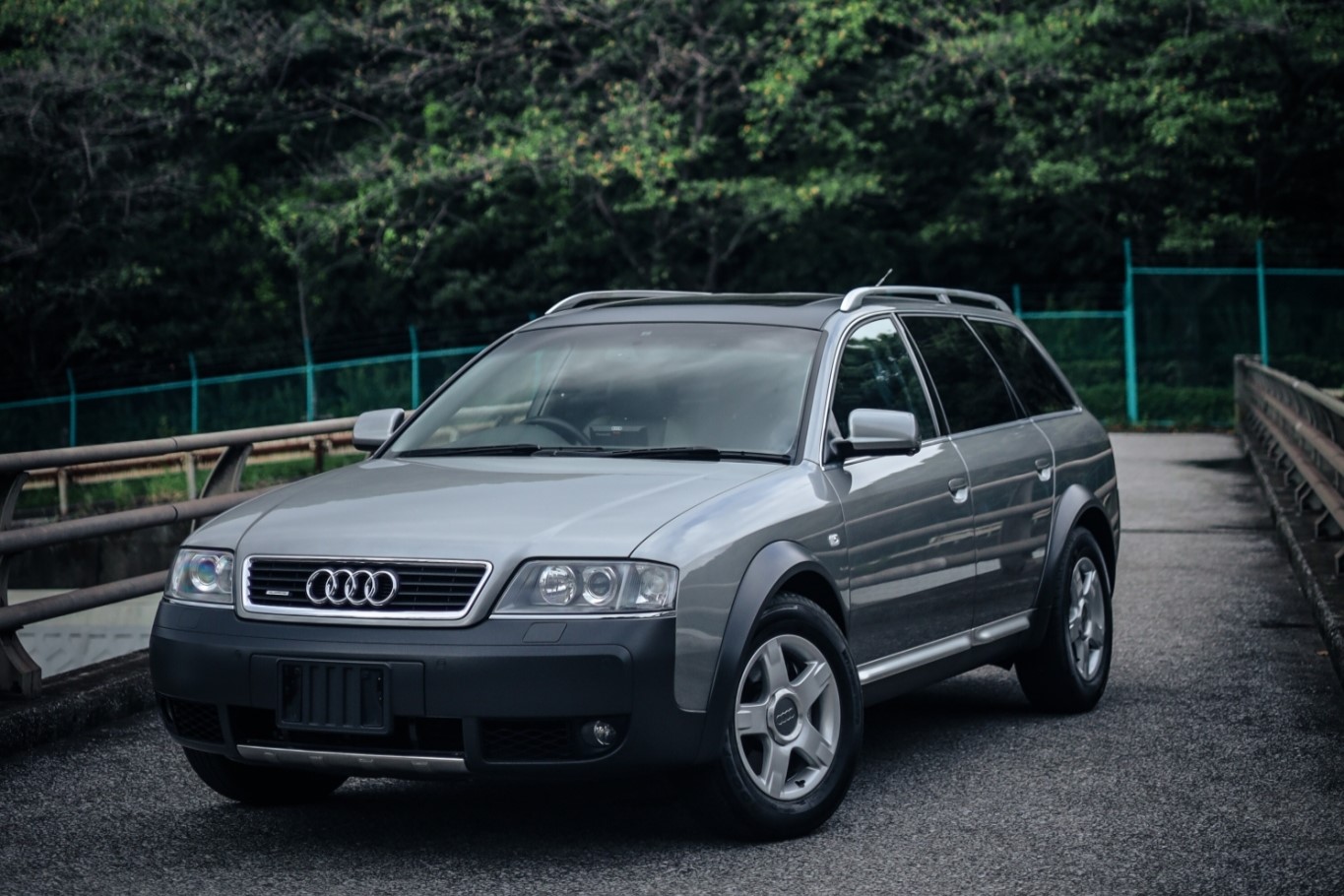 アウディ・オールロードクワトロ 2.7 T（4WD/5AT）【試乗記】高低の妙、正義の車高｜RESENSE｜車を心のサプリメントに